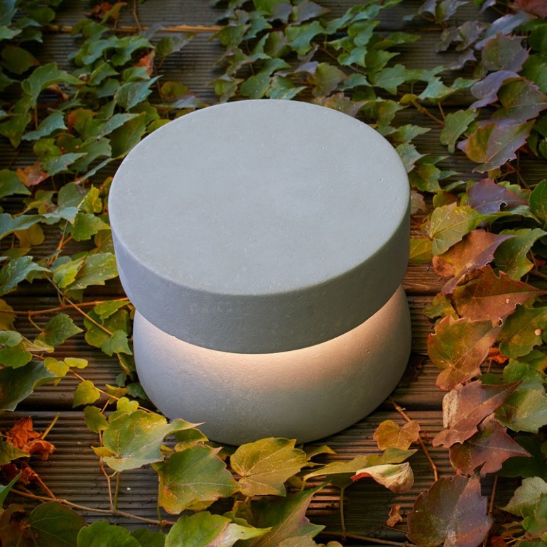 LUCEPLAN Nui Outdoor, un esterno d'arredo di Luceplan in offerta.